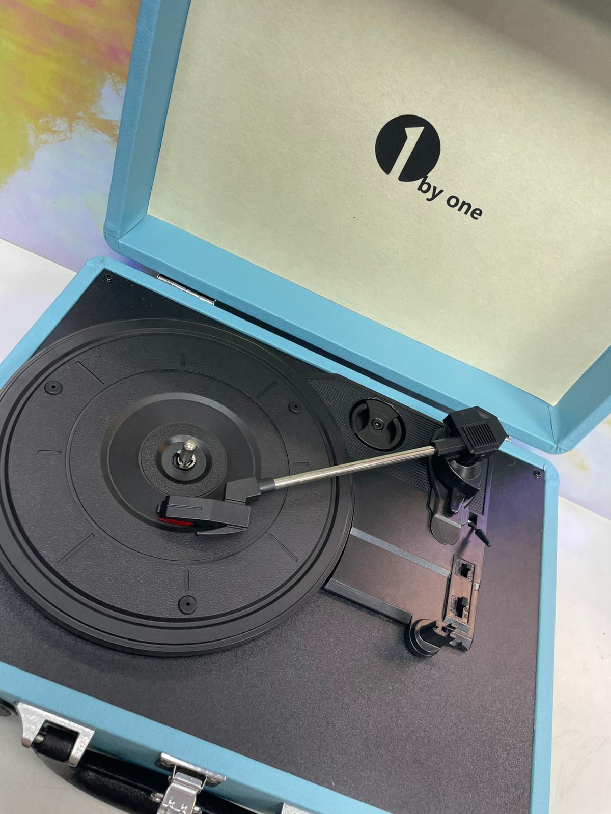 Pre-owned 1 by one record player - Own4Less